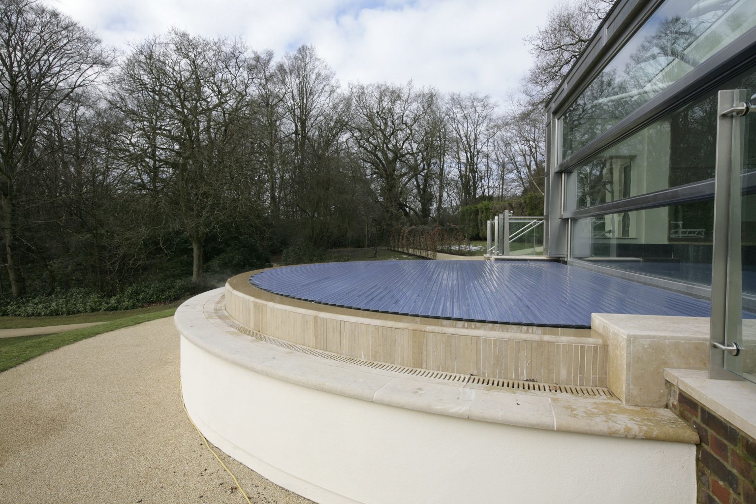 Deck Level and Infinity Pool Designs - Aqualia Pools